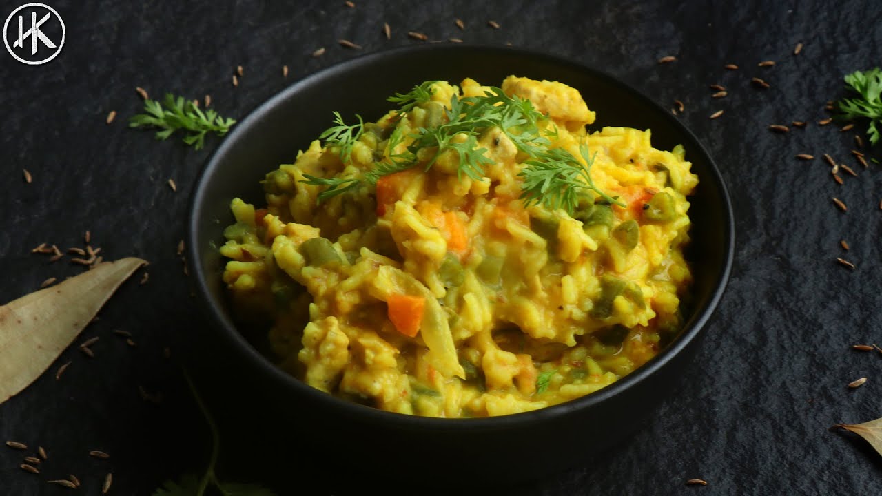 AMAZING Indian Chicken Lentils And Rice Dish (Chicken Dal Khichdi)