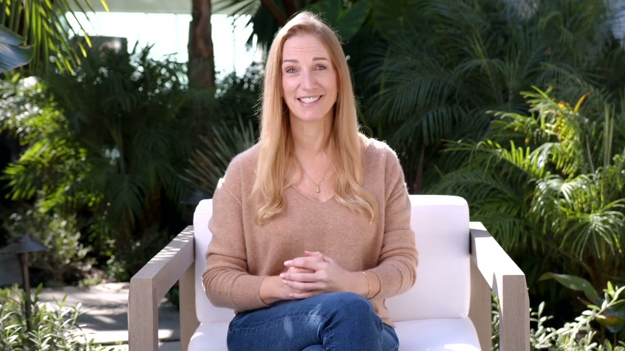 My Healthy Meal Prep Cookbook Trailer | A Little Behind The Scenes!